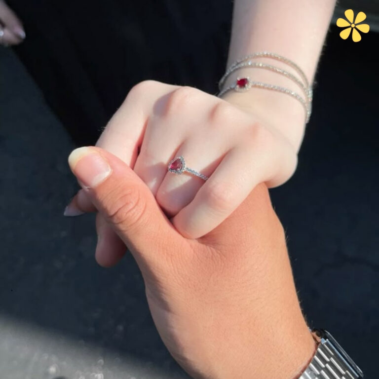 125+ Inspiring Hand Captions For Instagram And Quotes That Spark ...