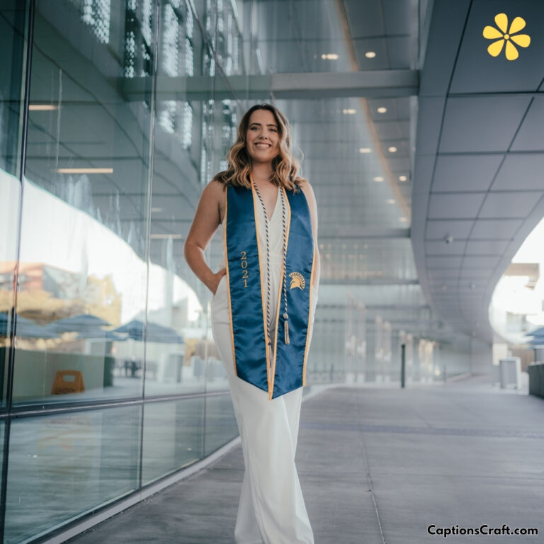 200+ Inspiring Extrovert Quotes To Ignite Your Social Spirit